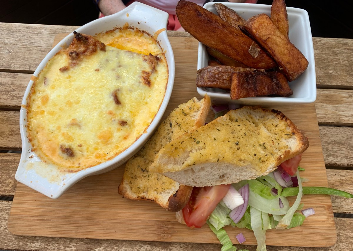 The Red Lion – Grenoside, Sheffield (Takeaway + Eating in) – Jen's Food ...